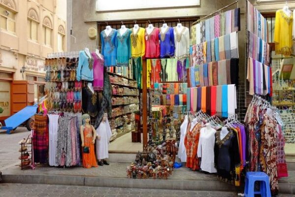 Top Things To Know About Dubai Meena Bazaar | Best Dhow Cruise Dubai